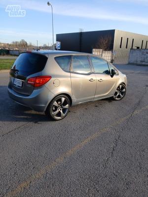 Opel Meriva 2011 Mažeikiai, ar dzinēja tilpumu 1.40 L un nobraukumu 238 tūkst. km par 2900 €, foto 3 vietnē AUTOMOTO.COM.LV