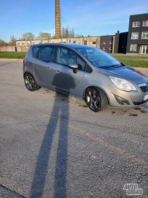 Opel Meriva 2011 Mažeikiai, ar dzinēja tilpumu 1.40 L un nobraukumu 238 tūkst. km par 2900 €, foto 4 vietnē AUTOMOTO.COM.LV
