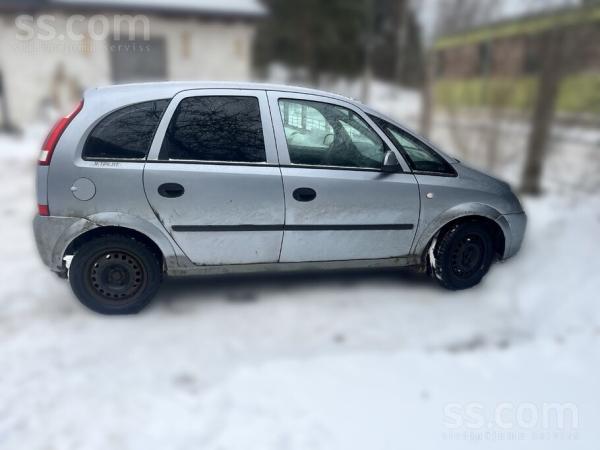 Opel Meriva 2004 Tukums, ar dzinēja tilpumu 1.60 L un nobraukumu 376 tūkst. km par 800 €, foto 4 vietnē AUTOMOTO.COM.LV