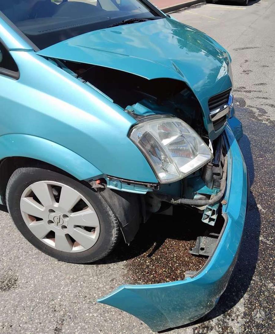 Opel Meriva 2004 Marijampole, ar dzinēja tilpumu 1.60 L un nobraukumu 159 tūkst. km par 600 €, foto 4 vietnē AUTOMOTO.COM.LV