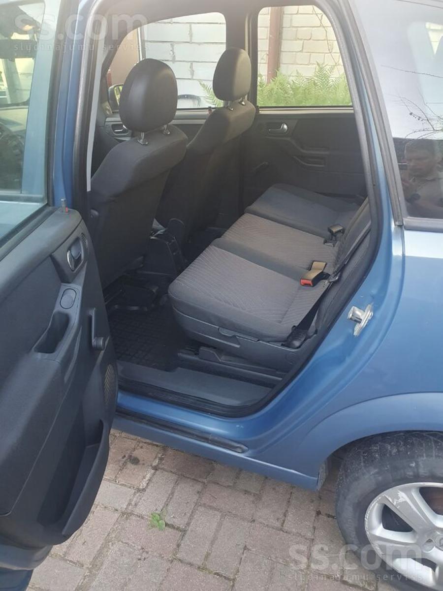 Opel Meriva 2006 in Tukums, with an engine capacity of 1.40 L and mileage of 238 thousand km for 2350 €, photo 6 on AUTOMOTO.COM.LV