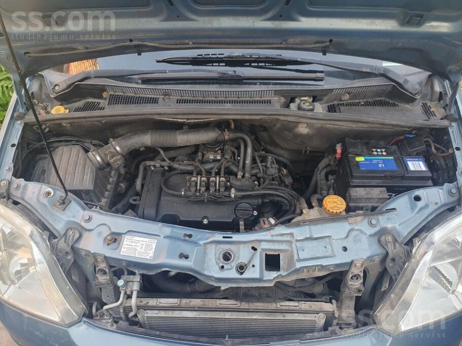 Opel Meriva 2006 in Tukums, with an engine capacity of 1.40 L and mileage of 238 thousand km for 2350 €, photo 8 on AUTOMOTO.COM.LV
