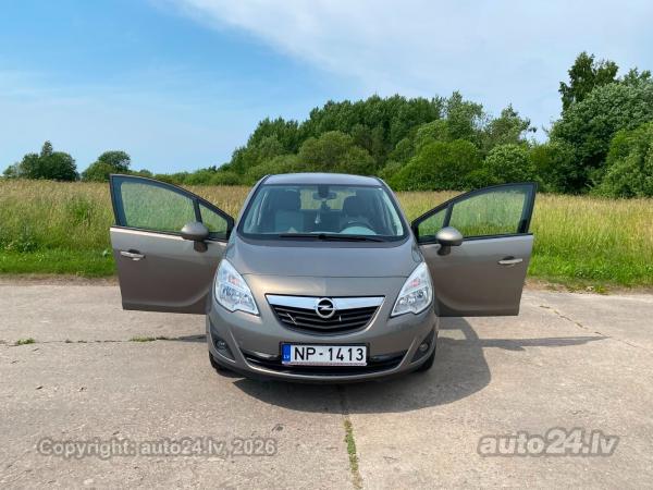Opel Meriva 2012 in Riga, with an engine capacity of 1.36 L and mileage of 121 thousand km for 5400 €, photo 3 on AUTOMOTO.COM.LV