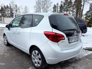 Balts Opel Meriva 2012 Rīga, ar dzinēja tilpumu 1.70 L un nobraukumu 157 tūkst. km par 4600 €, foto 5 vietnē AUTOMOTO.COM.LV