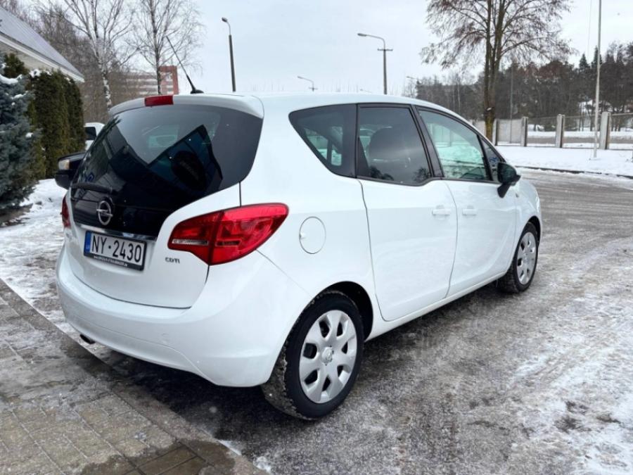 Balts Opel Meriva 2012 Rīga, ar dzinēja tilpumu 1.70 L un nobraukumu 157 tūkst. km par 4600 €, foto 6 vietnē AUTOMOTO.COM.LV
