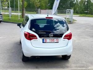 Balts Opel Meriva 2012 Rīga, ar dzinēja tilpumu 1.70 L un nobraukumu 157 tūkst. km par 4600 €, foto 8 vietnē AUTOMOTO.COM.LV