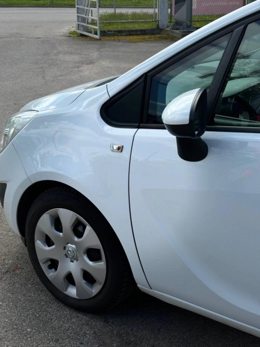 Balts Opel Meriva 2012 Rīga, ar dzinēja tilpumu 1.70 L un nobraukumu 157 tūkst. km par 4600 €, foto 16 vietnē AUTOMOTO.COM.LV