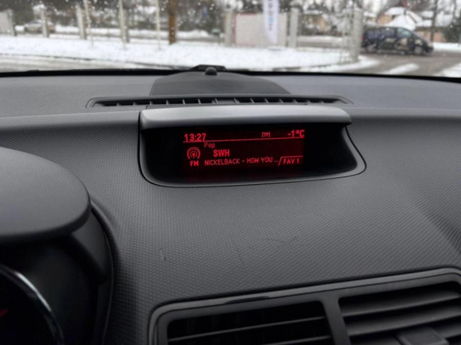 Balts Opel Meriva 2012 Rīga, ar dzinēja tilpumu 1.70 L un nobraukumu 157 tūkst. km par 4600 €, foto 26 vietnē AUTOMOTO.COM.LV