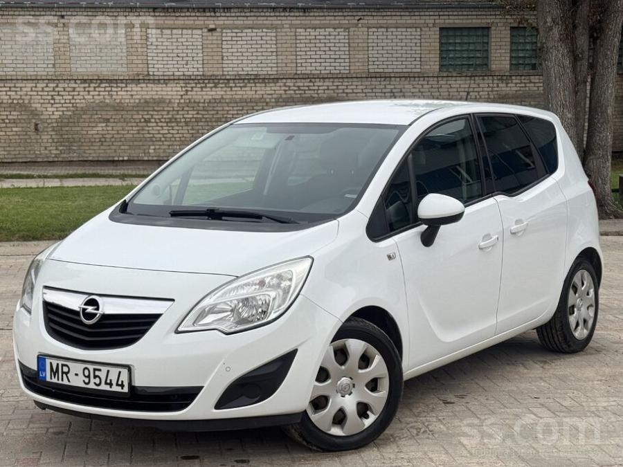Balts Opel Meriva 2012 Jelgava, ar dzinēja tilpumu 1.70 L un nobraukumu 246 tūkst. km par 2700 €, foto 4 vietnē AUTOMOTO.COM.LV