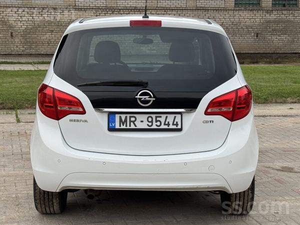 Balts Opel Meriva 2012 Jelgava, ar dzinēja tilpumu 1.70 L un nobraukumu 246 tūkst. km par 2700 €, foto 4 vietnē AUTOMOTO.COM.LV