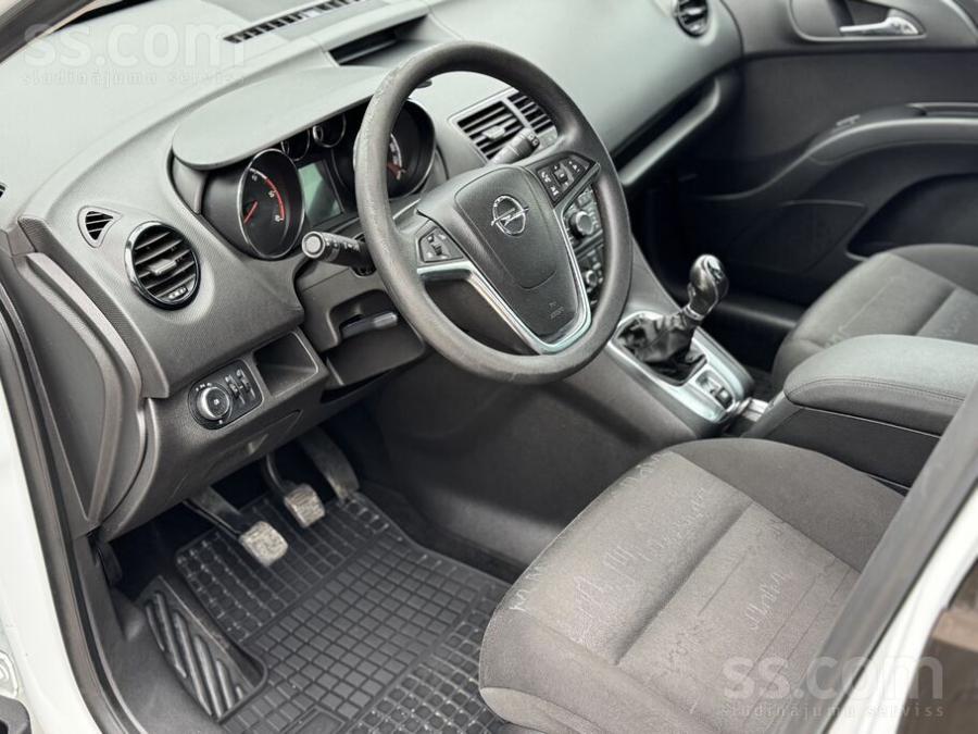 Balts Opel Meriva 2012 Jelgava, ar dzinēja tilpumu 1.70 L un nobraukumu 246 tūkst. km par 2700 €, foto 9 vietnē AUTOMOTO.COM.LV