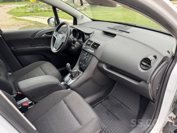 Balts Opel Meriva 2012 Jelgava, ar dzinēja tilpumu 1.70 L un nobraukumu 246 tūkst. km par 2700 €, foto 9 vietnē AUTOMOTO.COM.LV