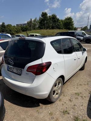 Balts Opel Meriva 2016 Viļņa, ar dzinēja tilpumu 1.60 L un nobraukumu 260 tūkst. km par 1950 €, foto 3 vietnē AUTOMOTO.COM.LV