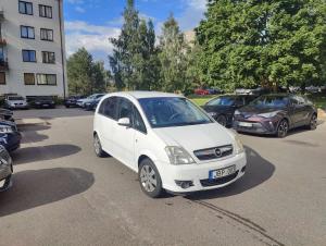 White Opel Meriva 2006 in Vilnius, with an engine capacity of 1.60 L and mileage of 242 thousand km for 1150 €, photo 3 on AUTOMOTO.COM.LV