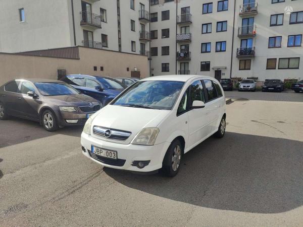White Opel Meriva 2006 in Vilnius, with an engine capacity of 1.60 L and mileage of 242 thousand km for 1150 €, photo 5 on AUTOMOTO.COM.LV