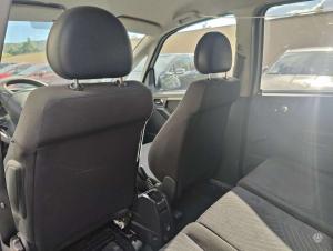 White Opel Meriva 2006 in Vilnius, with an engine capacity of 1.60 L and mileage of 242 thousand km for 1150 €, photo 8 on AUTOMOTO.COM.LV