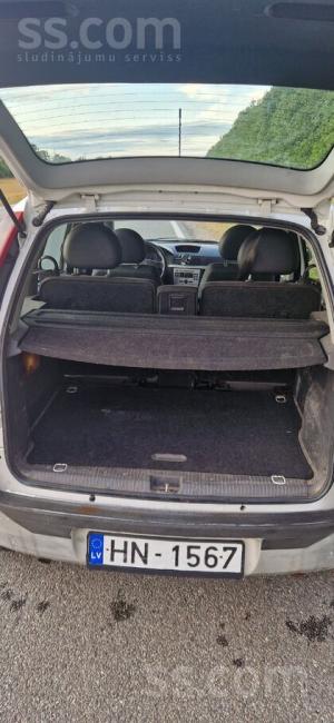 White Opel Meriva 2006 in Jelgava, with an engine capacity of 1.70 L and mileage of 280 thousand km for 550 €, photo 8 on AUTOMOTO.COM.LV