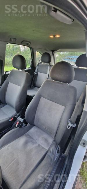 White Opel Meriva 2006 in Jelgava, with an engine capacity of 1.70 L and mileage of 280 thousand km for 550 €, photo 10 on AUTOMOTO.COM.LV
