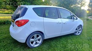 White Opel Meriva 2011 in Madona, with an engine capacity of 1.70 L and mileage of 253 thousand km for 3600 €, photo 4 on AUTOMOTO.COM.LV