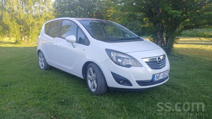 White Opel Meriva 2011 in Madona, with an engine capacity of 1.70 L and mileage of 253 thousand km for 3600 €, photo 6 on AUTOMOTO.COM.LV