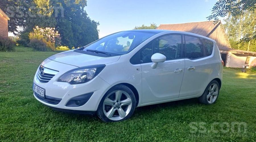 White Opel Meriva 2011 in Madona, with an engine capacity of 1.70 L and mileage of 253 thousand km for 3600 €, photo 7 on AUTOMOTO.COM.LV