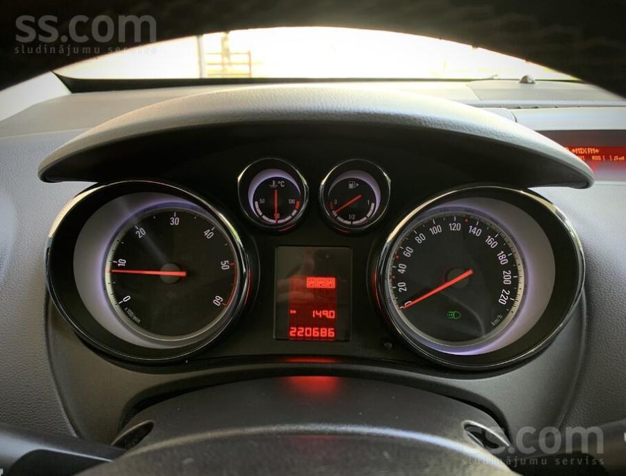 Balts Opel Meriva 2011 Jelgava, ar dzinēja tilpumu 1.70 L un nobraukumu 0 tūkst. km par 4500 €, foto 18 vietnē AUTOMOTO.COM.LV