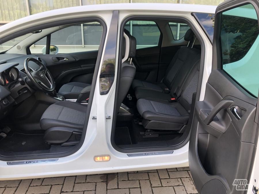 Balts Opel Meriva 2011 Tauragė, ar dzinēja tilpumu 1.70 L un nobraukumu 243 tūkst. km par 2650 €, foto 3 vietnē AUTOMOTO.COM.LV