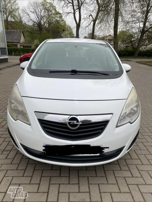 Balts Opel Meriva 2011 Tauragė, ar dzinēja tilpumu 1.70 L un nobraukumu 243 tūkst. km par 2650 €, foto 4 vietnē AUTOMOTO.COM.LV