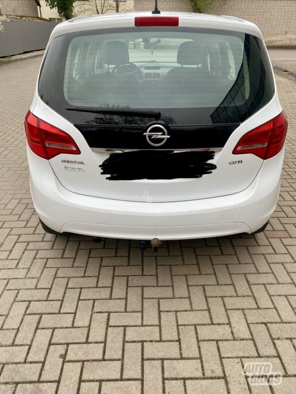 Balts Opel Meriva 2011 Tauragė, ar dzinēja tilpumu 1.70 L un nobraukumu 243 tūkst. km par 2650 €, foto 9 vietnē AUTOMOTO.COM.LV