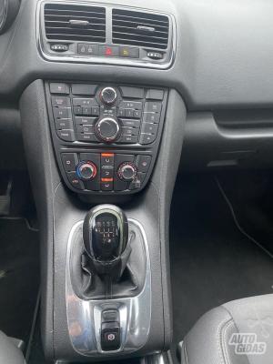 Balts Opel Meriva 2011 Tauragė, ar dzinēja tilpumu 1.70 L un nobraukumu 243 tūkst. km par 2650 €, foto 17 vietnē AUTOMOTO.COM.LV