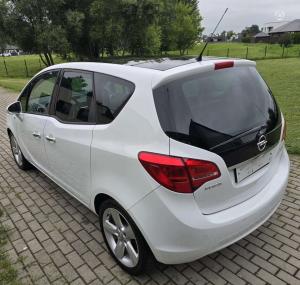 White Opel Meriva 2011 in Taurage, with an engine capacity of 1.69 L and mileage of 255 thousand km for 3700 €, photo 10 on AUTOMOTO.COM.LV