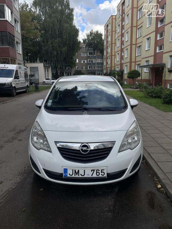 Balts Opel Meriva 2011 Viļņa, ar dzinēja tilpumu 1.70 L un nobraukumu 260 tūkst. km par 2000 €, foto 1 vietnē AUTOMOTO.COM.LV