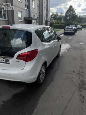 White Opel Meriva 2011 in Vilnius, with an engine capacity of 1.70 L and mileage of 260 thousand km for 2000 €, photo 5 on AUTOMOTO.COM.LV