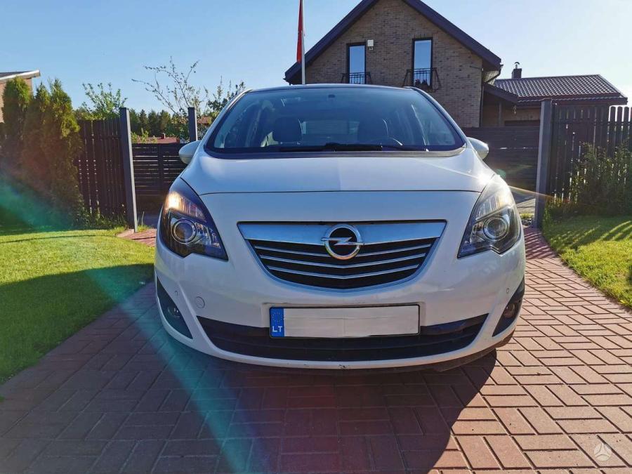 Balts Opel Meriva 2011 Viļņa, ar dzinēja tilpumu 1.69 L un nobraukumu 173 tūkst. km par 2950 €, foto 6 vietnē AUTOMOTO.COM.LV