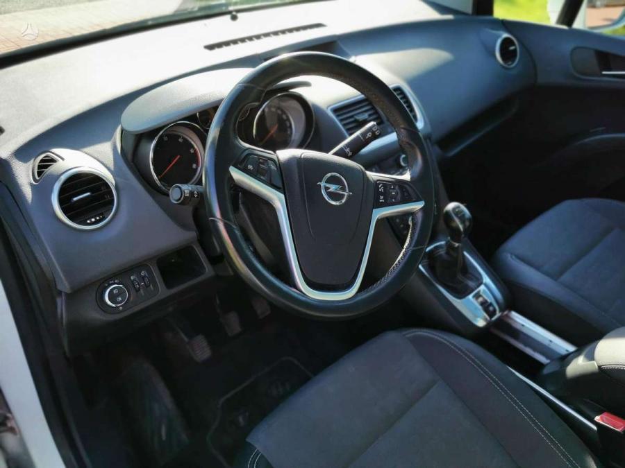 Balts Opel Meriva 2011 Viļņa, ar dzinēja tilpumu 1.69 L un nobraukumu 173 tūkst. km par 2950 €, foto 11 vietnē AUTOMOTO.COM.LV