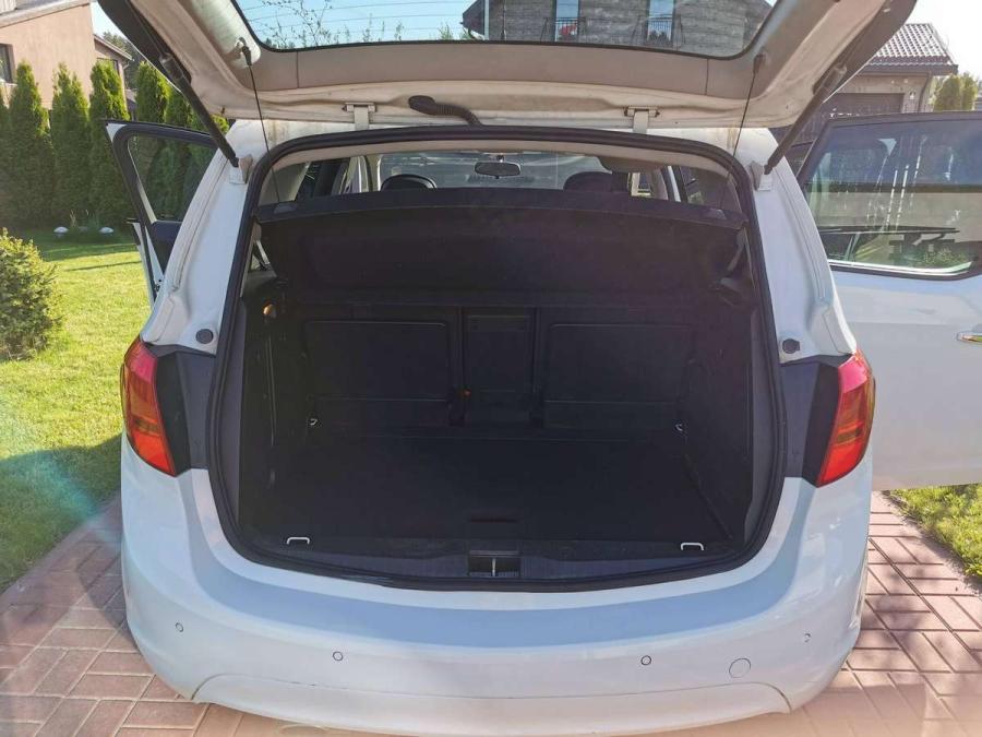 Balts Opel Meriva 2011 Viļņa, ar dzinēja tilpumu 1.69 L un nobraukumu 173 tūkst. km par 2950 €, foto 13 vietnē AUTOMOTO.COM.LV