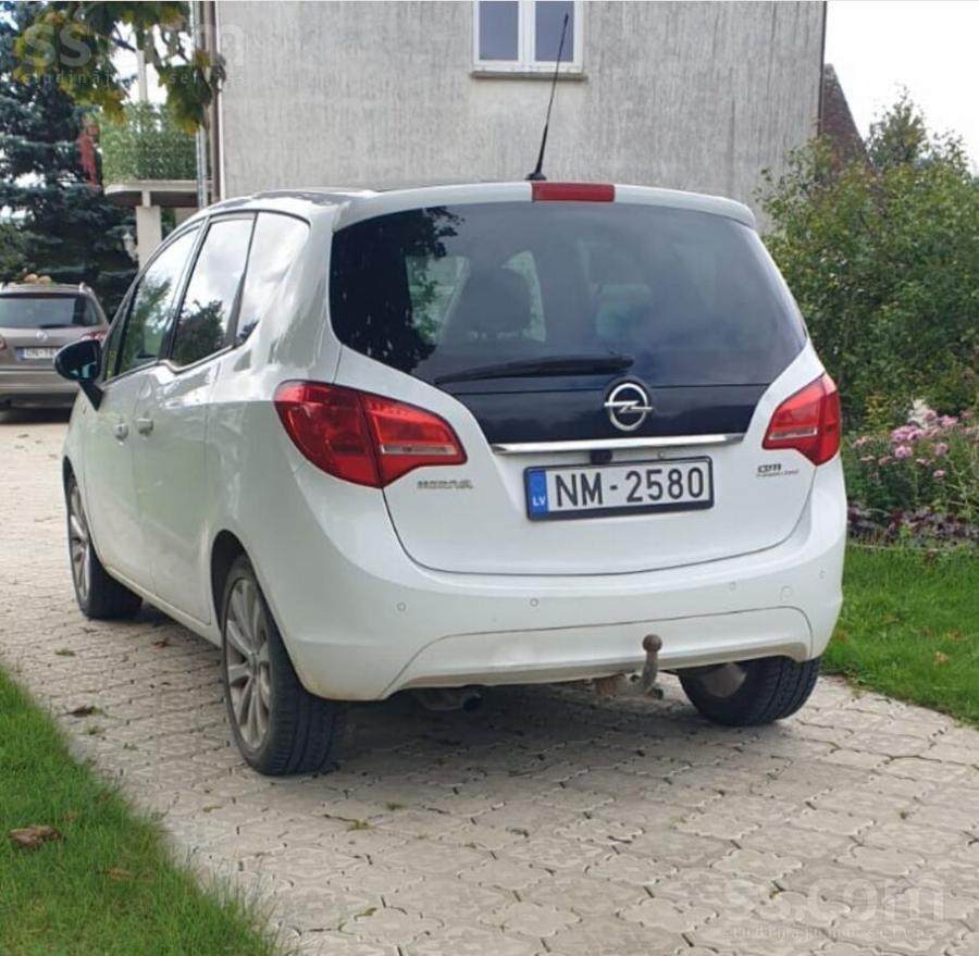 Balts Opel Meriva 2011 Daugavpils, ar dzinēja tilpumu 1.70 L un nobraukumu 248 tūkst. km par 3450 €, foto 8 vietnē AUTOMOTO.COM.LV