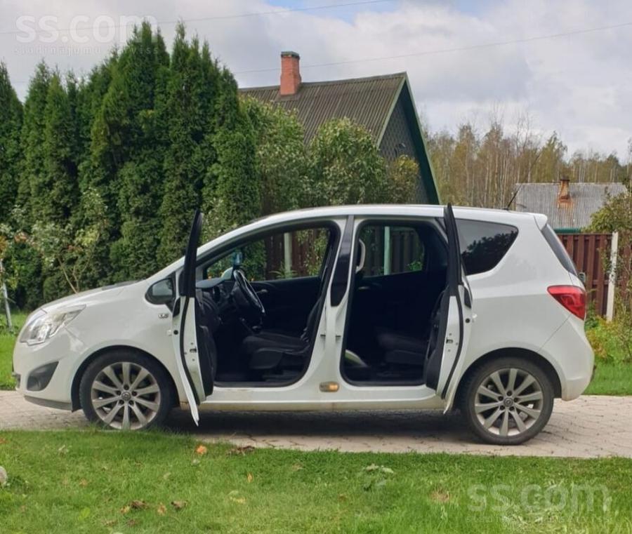 Balts Opel Meriva 2011 Daugavpils, ar dzinēja tilpumu 1.70 L un nobraukumu 248 tūkst. km par 3450 €, foto 9 vietnē AUTOMOTO.COM.LV
