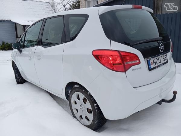 White Opel Meriva 2012 in Kaunas, with an engine capacity of 1.70 L and mileage of 300 thousand km for 2900 €, photo 5 on AUTOMOTO.COM.LV