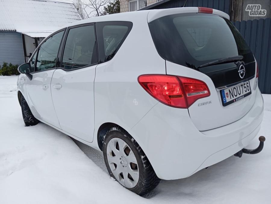 Balts Opel Meriva 2012 Kauņa, ar dzinēja tilpumu 1.70 L un nobraukumu 300 tūkst. km par 2900 €, foto 5 vietnē AUTOMOTO.COM.LV