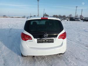 White Opel Meriva 2012 in Marijampole, with an engine capacity of 1.40 L and mileage of 150 thousand km for 3100 €, photo 5 on AUTOMOTO.COM.LV