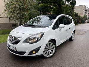 Balts Opel Meriva 2012 Kauņa, ar dzinēja tilpumu 1.70 L un nobraukumu 200 tūkst. km par 3900 €, foto  vietnē AUTOMOTO.COM.LV