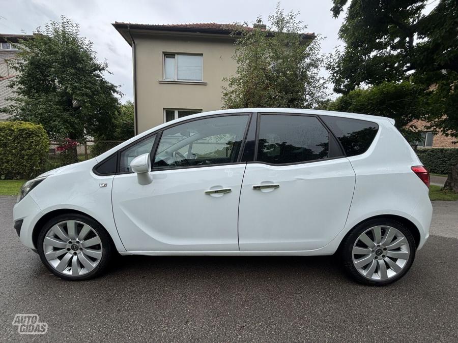 Balts Opel Meriva 2012 Kauņa, ar dzinēja tilpumu 1.70 L un nobraukumu 200 tūkst. km par 3900 €, foto 9 vietnē AUTOMOTO.COM.LV