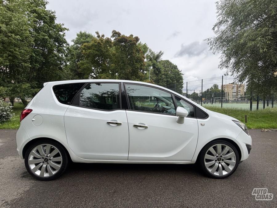 Balts Opel Meriva 2012 Kauņa, ar dzinēja tilpumu 1.70 L un nobraukumu 200 tūkst. km par 3900 €, foto 10 vietnē AUTOMOTO.COM.LV