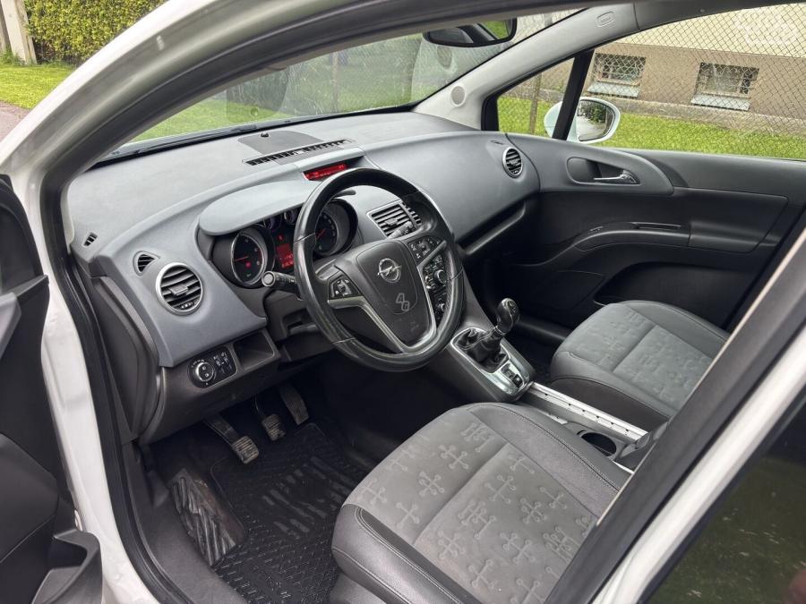 Balts Opel Meriva 2012 Kauņa, ar dzinēja tilpumu 1.70 L un nobraukumu 200 tūkst. km par 3900 €, foto 15 vietnē AUTOMOTO.COM.LV