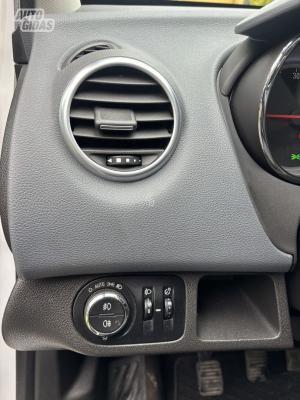 Balts Opel Meriva 2012 Kauņa, ar dzinēja tilpumu 1.70 L un nobraukumu 200 tūkst. km par 3900 €, foto 22 vietnē AUTOMOTO.COM.LV