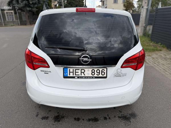 White Opel Meriva 2012 in Kaunas, with an engine capacity of 1.40 L and mileage of 144 thousand km for 3350 €, photo 7 on AUTOMOTO.COM.LV