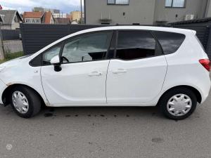 White Opel Meriva 2012 in Kaunas, with an engine capacity of 1.40 L and mileage of 144 thousand km for 3350 €, photo 9 on AUTOMOTO.COM.LV