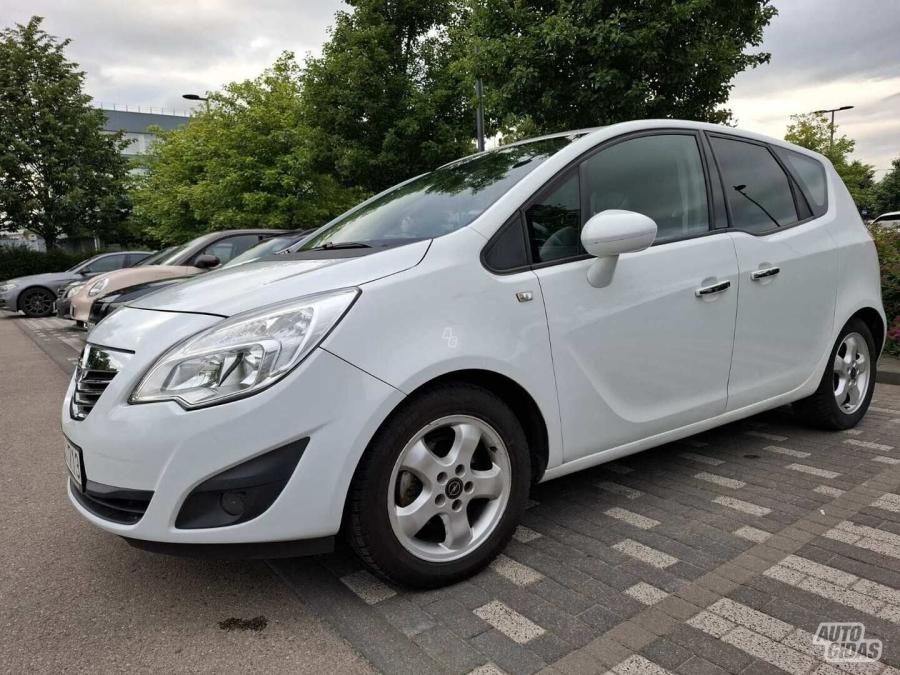 Balts Opel Meriva 2013 Viļņa, ar dzinēja tilpumu 1.40 L un nobraukumu 164 tūkst. km par 3300 €, foto 1 vietnē AUTOMOTO.COM.LV