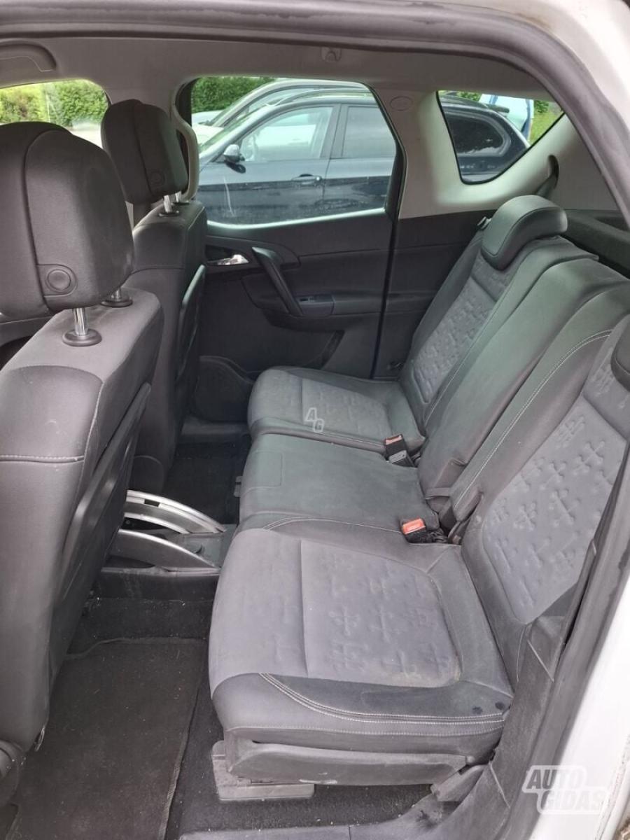 Balts Opel Meriva 2013 Viļņa, ar dzinēja tilpumu 1.40 L un nobraukumu 164 tūkst. km par 3300 €, foto 12 vietnē AUTOMOTO.COM.LV